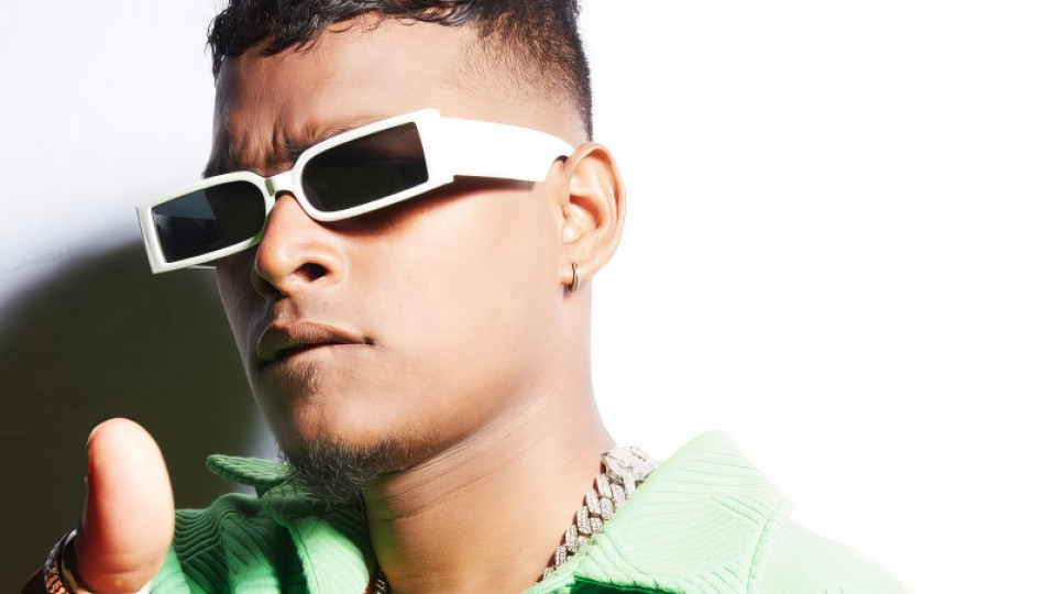 Asal Kolaar Concert Tickets And Tour Dates - Platinumlist.net