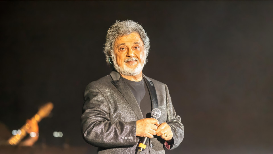 Dariush Eghbali Tickets, Concerts & Tour Dates 2025 - Platinumlist.net