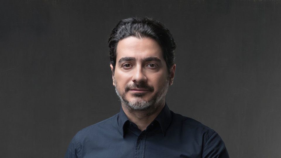 Homayoun Shajarian Tickets, Concerts & Tour Dates 2025 - Platinumlist.net