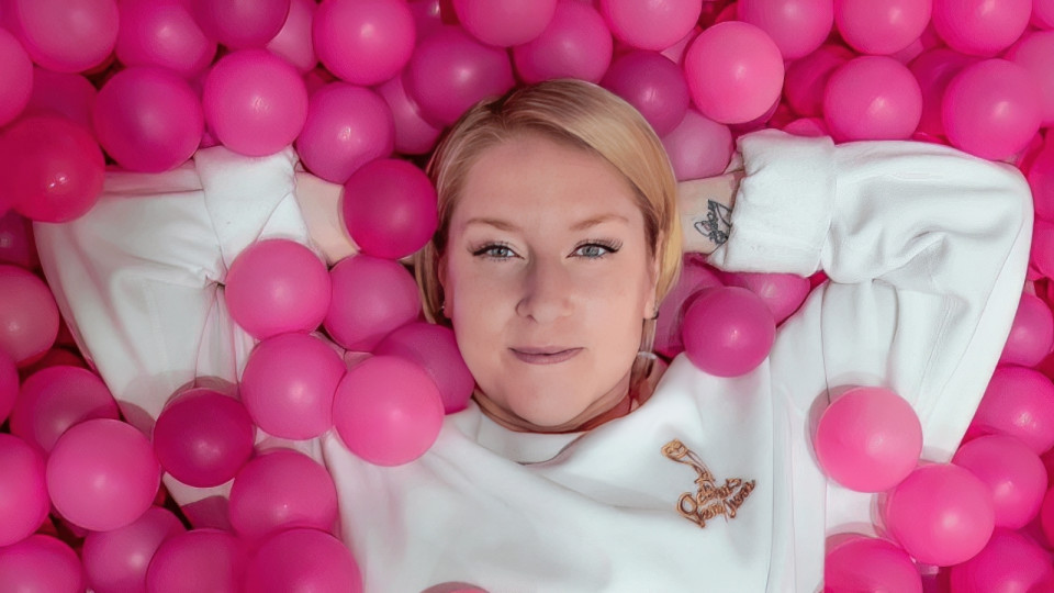 Kate Barron Biography, Stand-Up Gigs & Tour Dates 2024 - Platinumlist.net