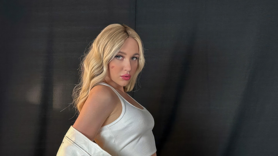 MIA BOYKA Concert Tickets And Tour Dates - Platinumlist.net