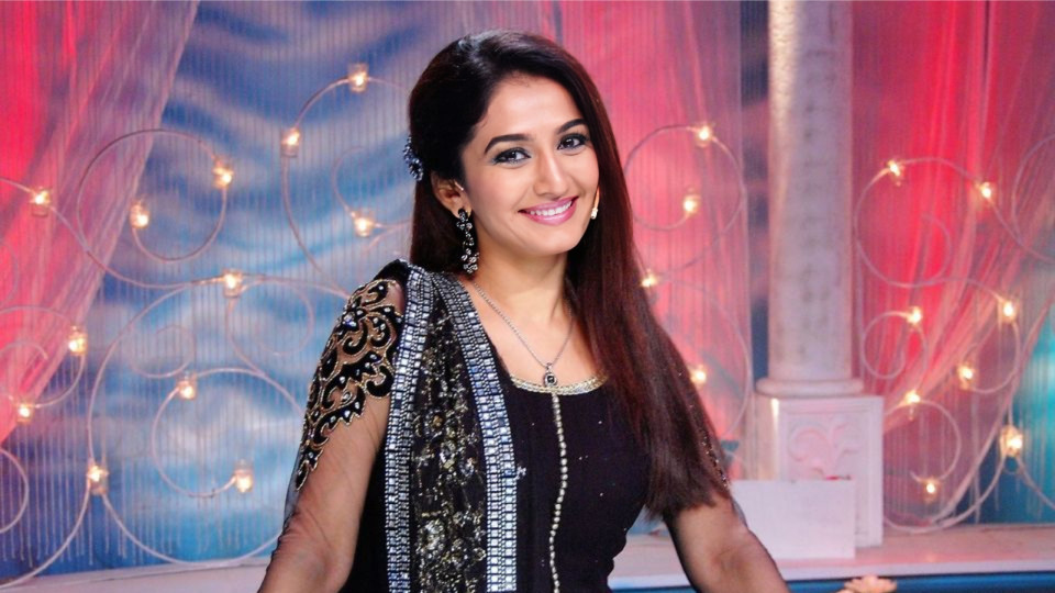 Artists in Dubai - Platinumlist.net