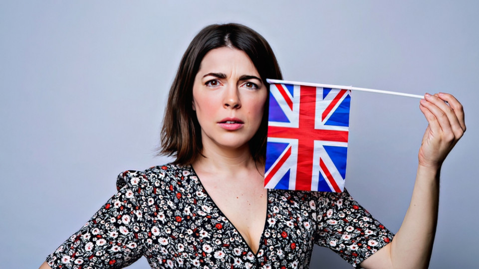 Rosie Holt Biography, Stand-Up Gigs & Tour Dates 2025 - Platinumlist.net