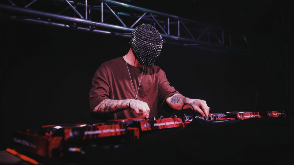DJ Sam Collins Tickets, Concerts & Tour Dates 2024 - Platinumlist.net