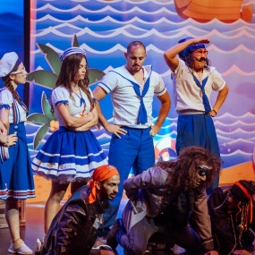 Photos from Louna Go Go Sailors at The Theatre - Mall of the Emirates ...