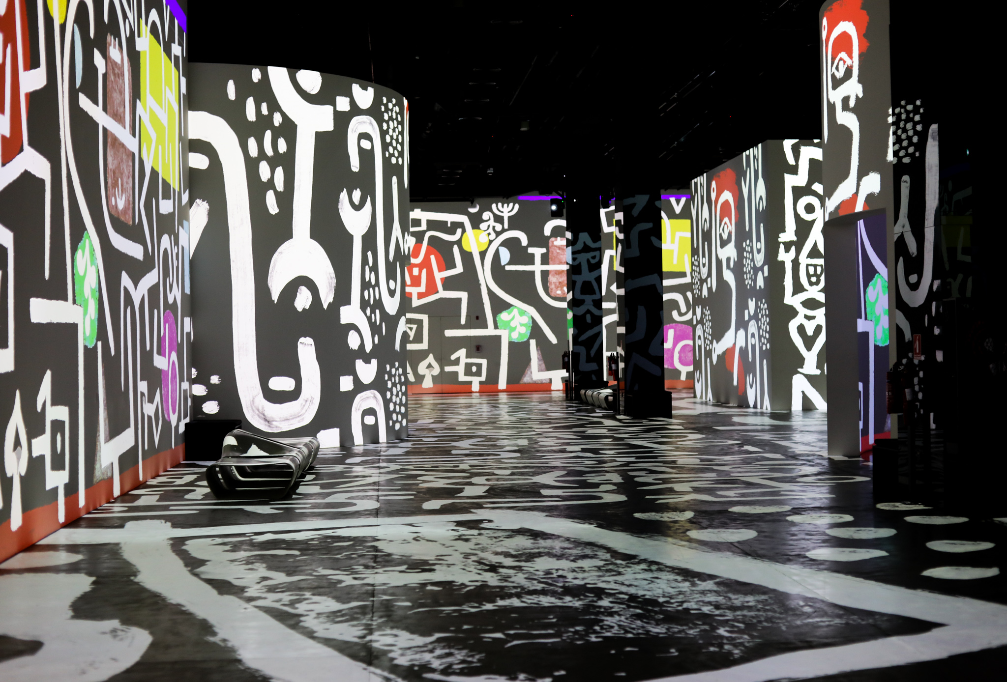 Photos from Gaudí & Kandinsky & Klee: Raise Vibration - The Immersive Experience at Infinity Des ...
