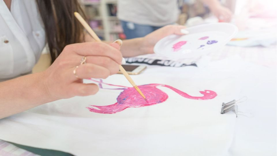 Fabric Painting in Abu Dhabi - Dubai Things To Do